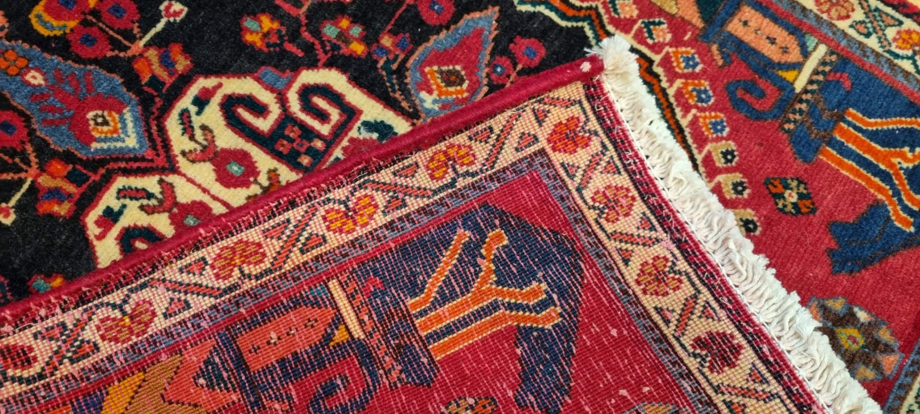 Very Fine Persian Qashqai Carpet 60cm x 60cm Hand Knotted - Heerat Carpets